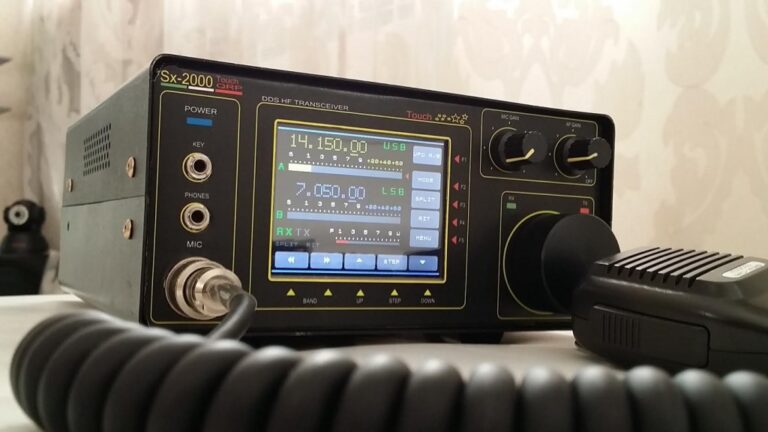 SX-2000 QRP HF transceiver with touch screen – HAMRADIO