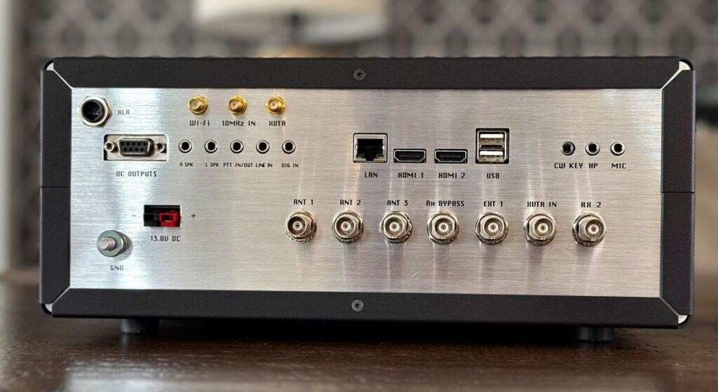 ANAN-G2 HF & 6M 100W Ultra High Performance SDR – HAMRADIO